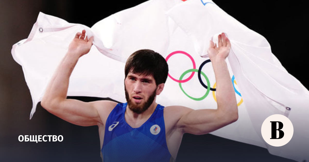 Российский борец Заур Угуев завоевал золото на Олимпиаде - Ведомости