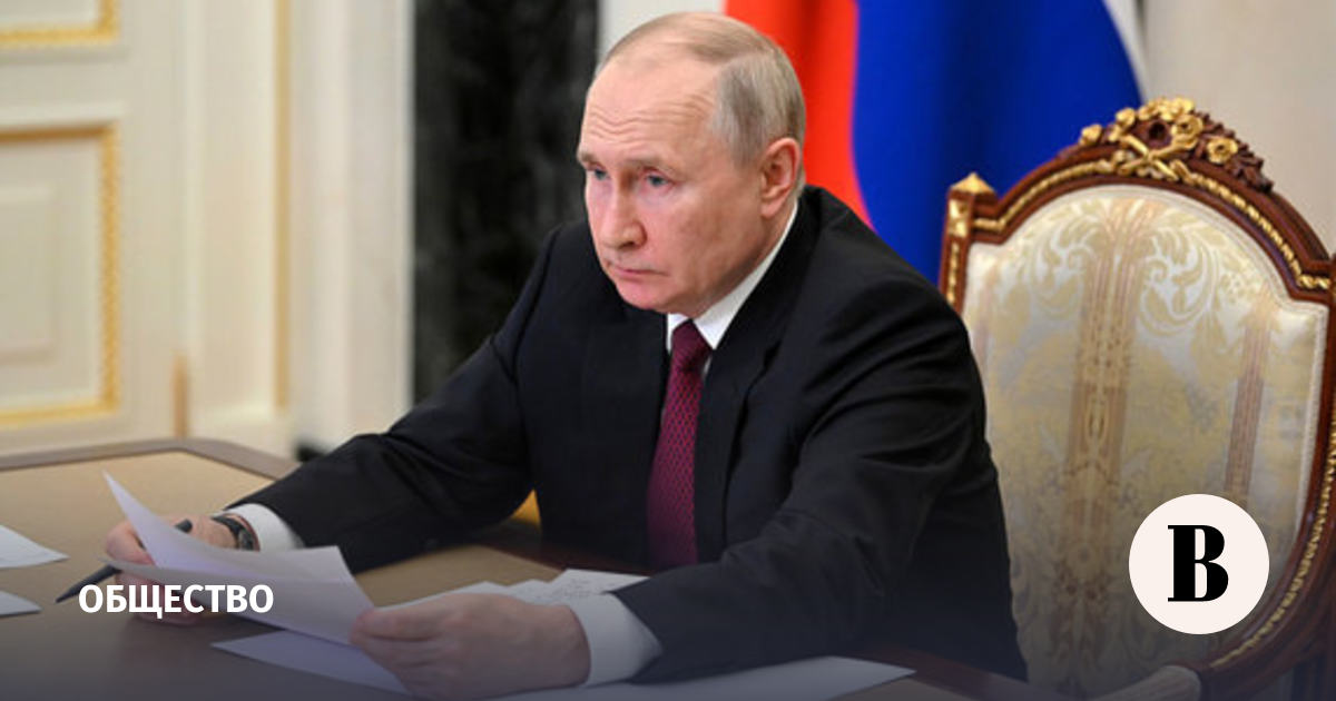 Путин подписал закон о повышении предельного возраста военных в запасе ...