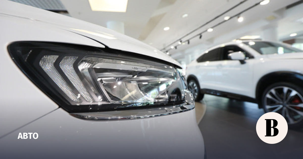 Продажи новых легковых машин в первом полугодии снизились на 26% ...