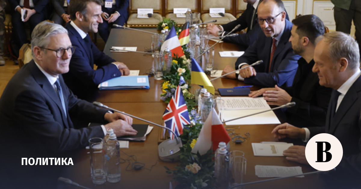 Bloomberg: лидеры ЕС обсудили атаку Киева на резиденцию Путина - Ведомости